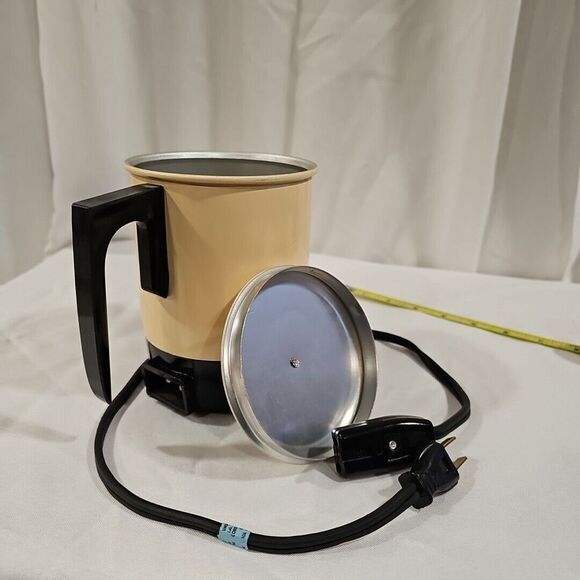 Kitchen | Vintage Valiant Electric Hot Pot Enameled Aluminum 4 Cup ...